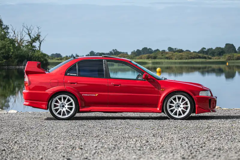 Iconic Auctioneers | 1998 Mitsubishi Lancer GSR Evo V -Sold