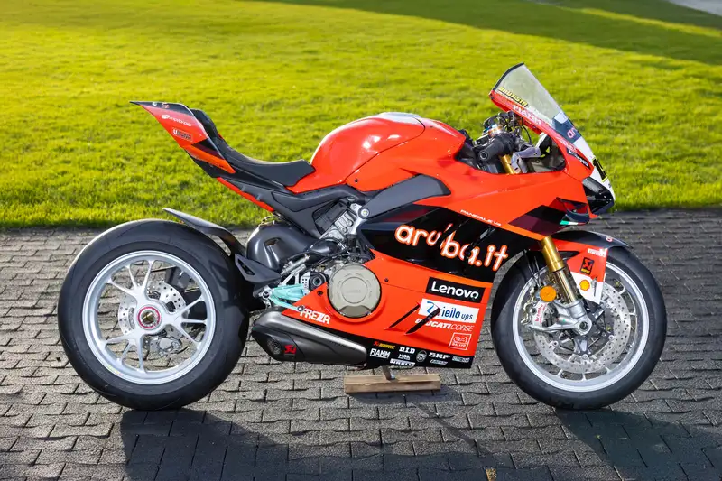 Iconic Auctioneers | The Iconic Sale at Race Retro 2026 - Motorcycles