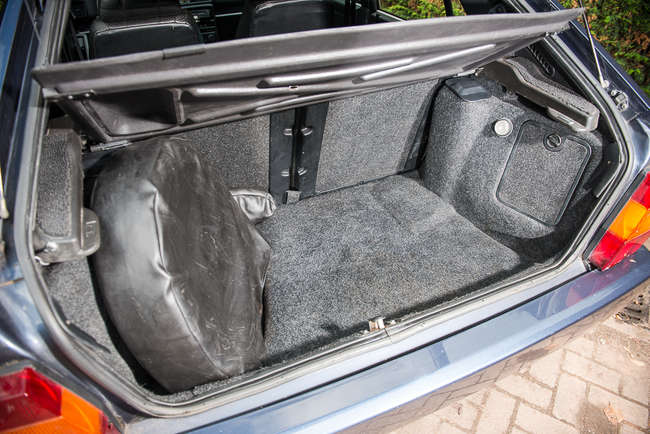 Iconic Auctioneers | 1992 Lancia Delta Intergrale Evolution I-Auction Lot