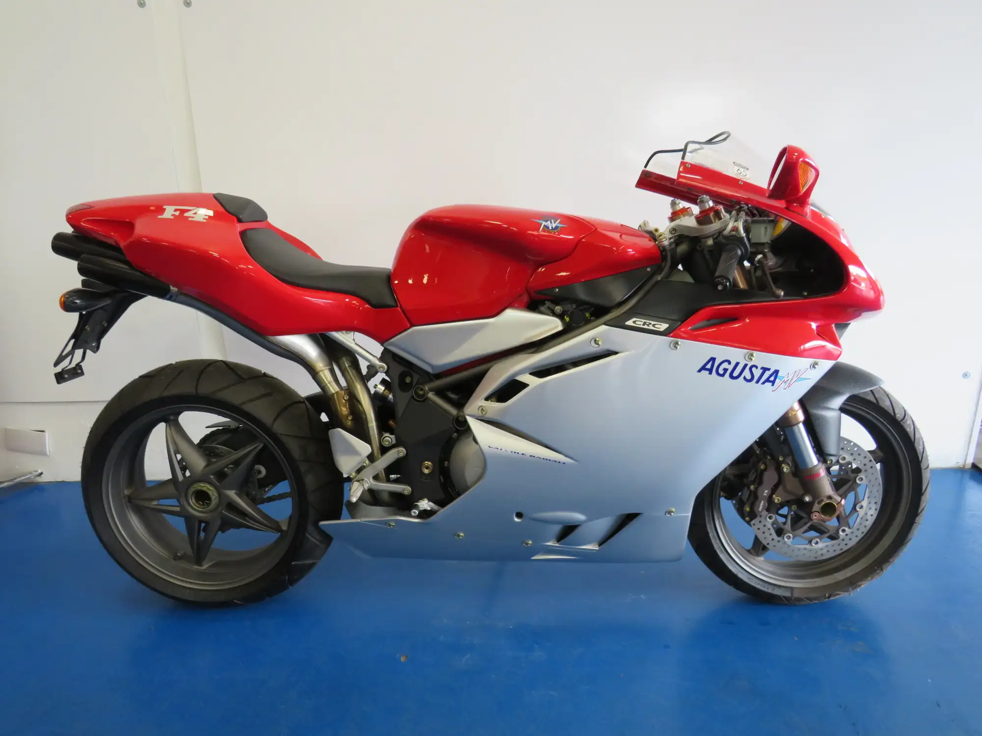 Iconic Auctioneers | c.2000 MV Agusta 750 F4 749cc-Sold