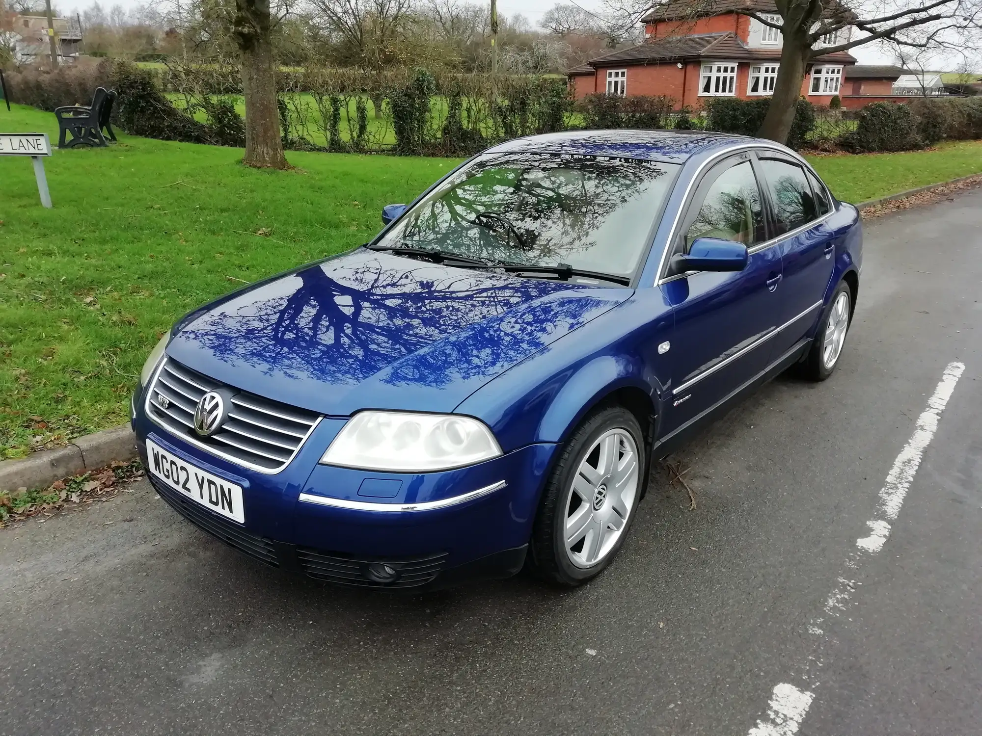 Iconic Auctioneers | 2002 Volkswagen Passat W8-Sold
