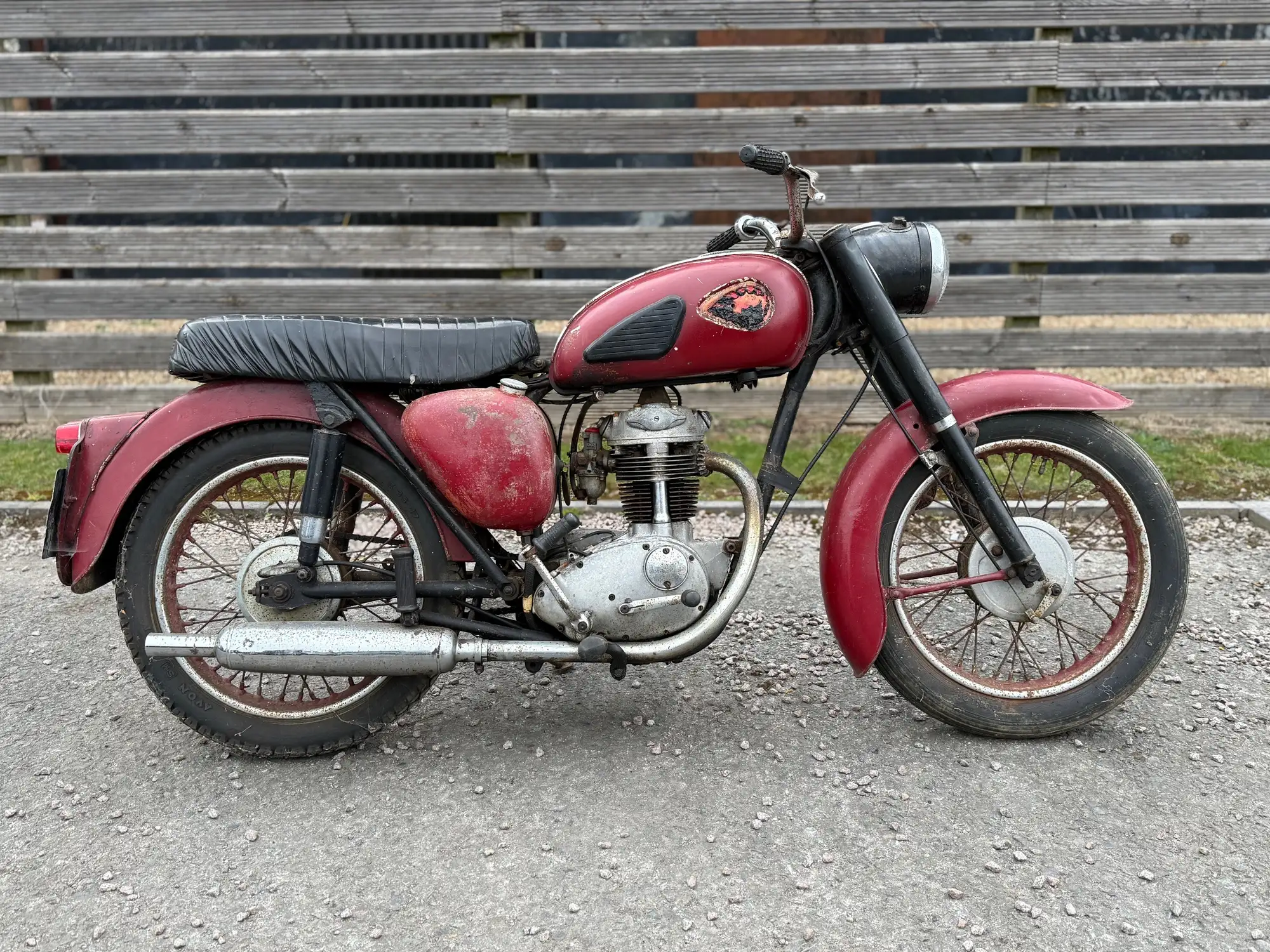 Iconic Auctioneers | 1965 BSA C15 249cc-Sold