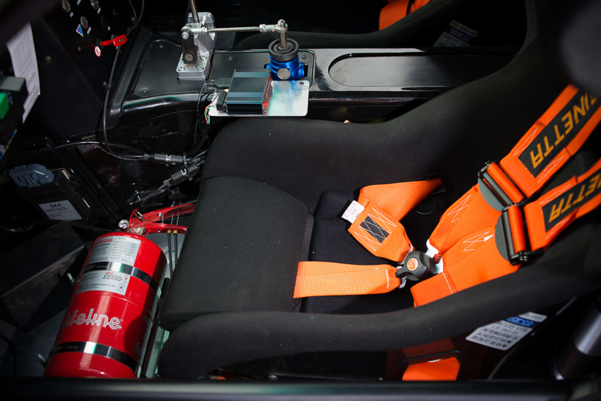 Iconic Auctioneers | 2012 Ginetta G40 Race Car-Auction Lot