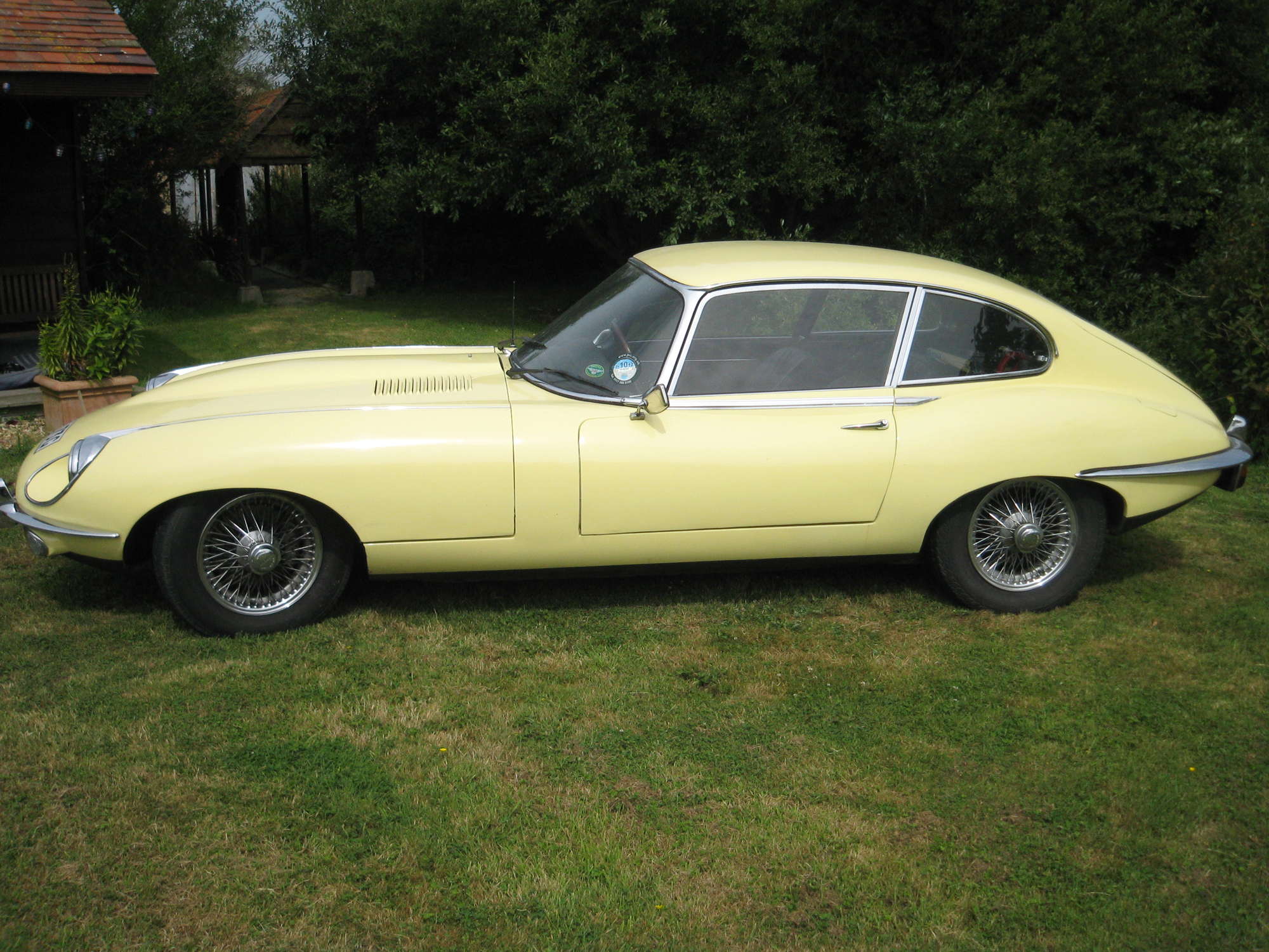 Iconic Auctioneers | 1969 Jaguar E-Type FHC 2+2-Sold