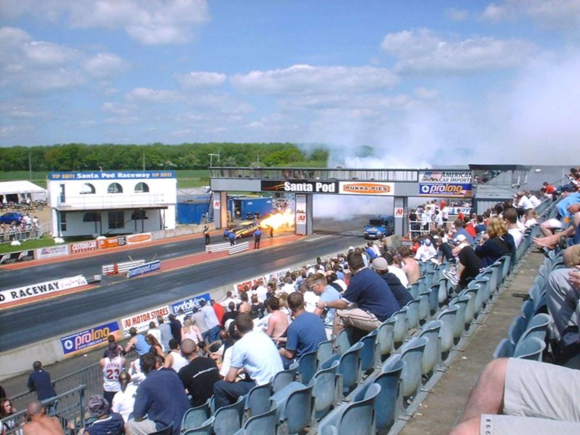 Iconic Auctioneers | Santa Pod Raceway VIP Spectator Package-Sold