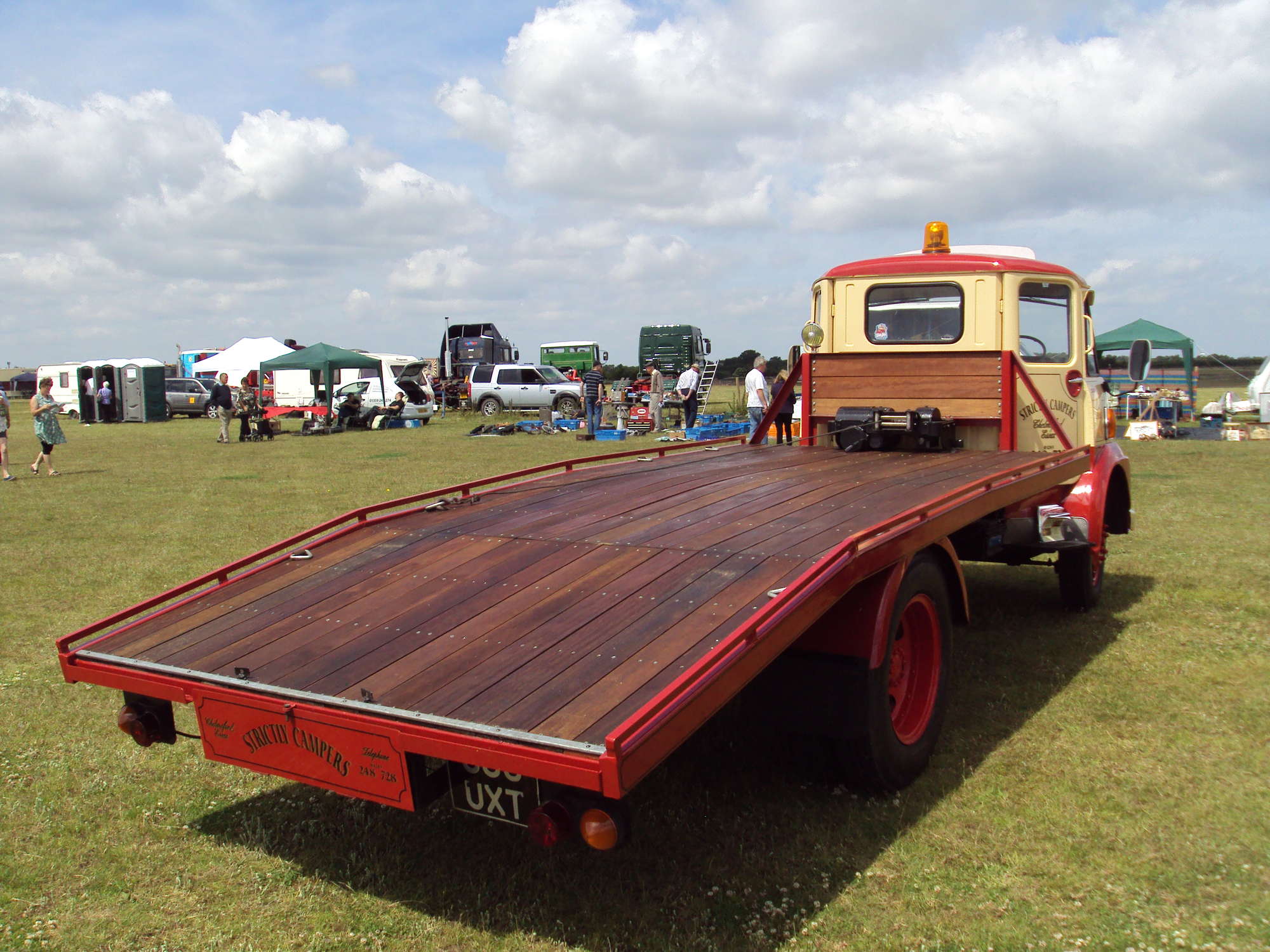 Iconic Auctioneers | 1961 Austin FG 700 Transporter Truck-Auction Lot