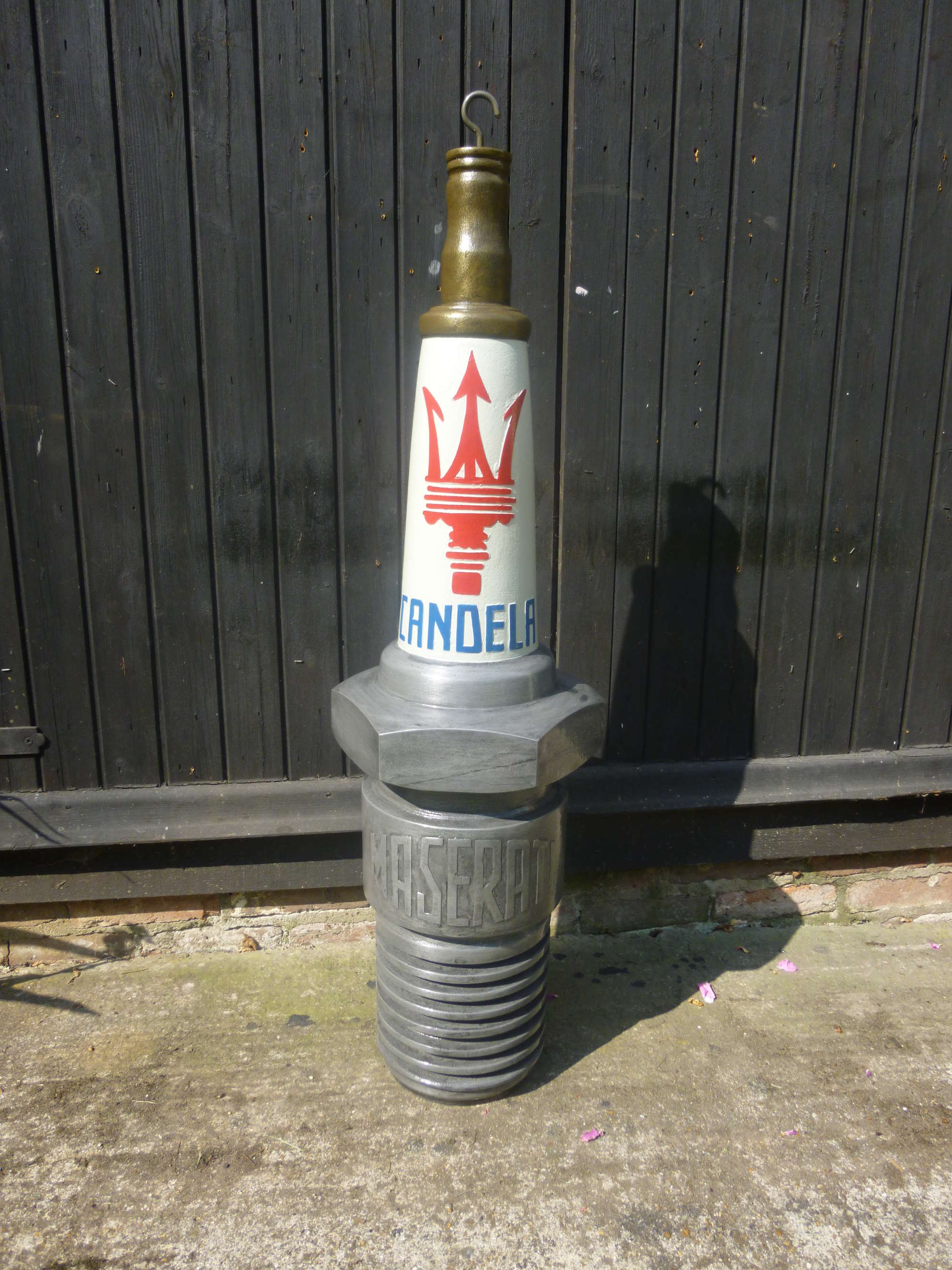 Iconic Auctioneers | 3D display Maserati Spark Plug-Sold