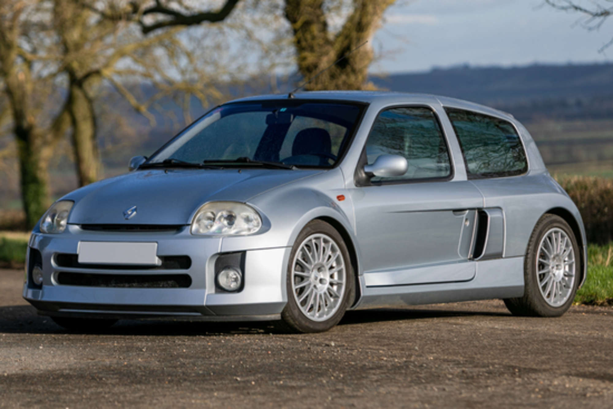 Iconic Auctioneers | 2001 Renault Clio Sport V6-Sold