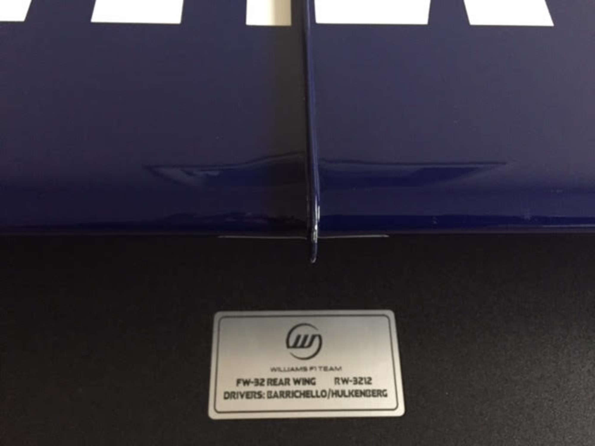 Iconic Auctioneers | Williams FW32 rear wing-Sold