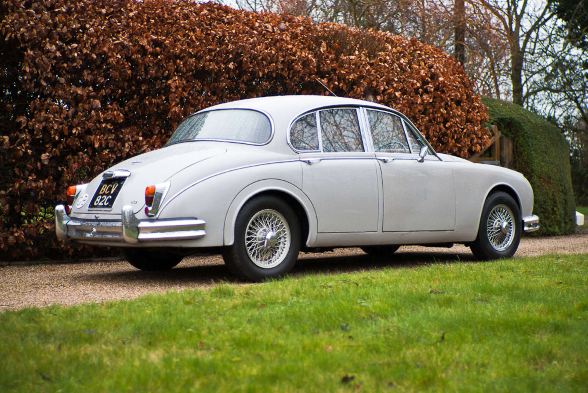 Iconic Auctioneers | 1965 Jaguar Mk II 3.4 Manual O/d-Auction Lot