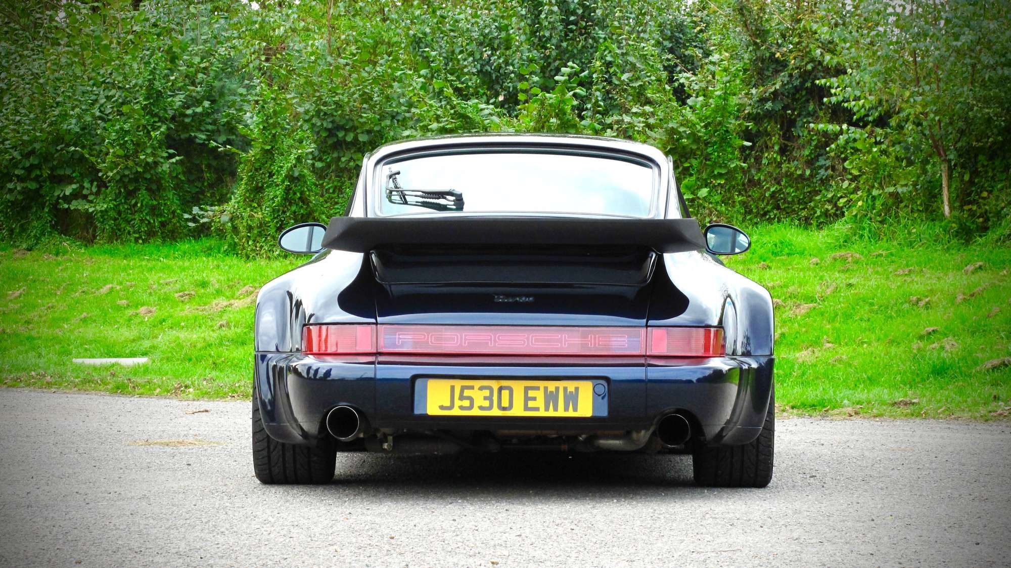 Iconic Auctioneers | 1992 Porsche 911 (964) Turbo-Sold