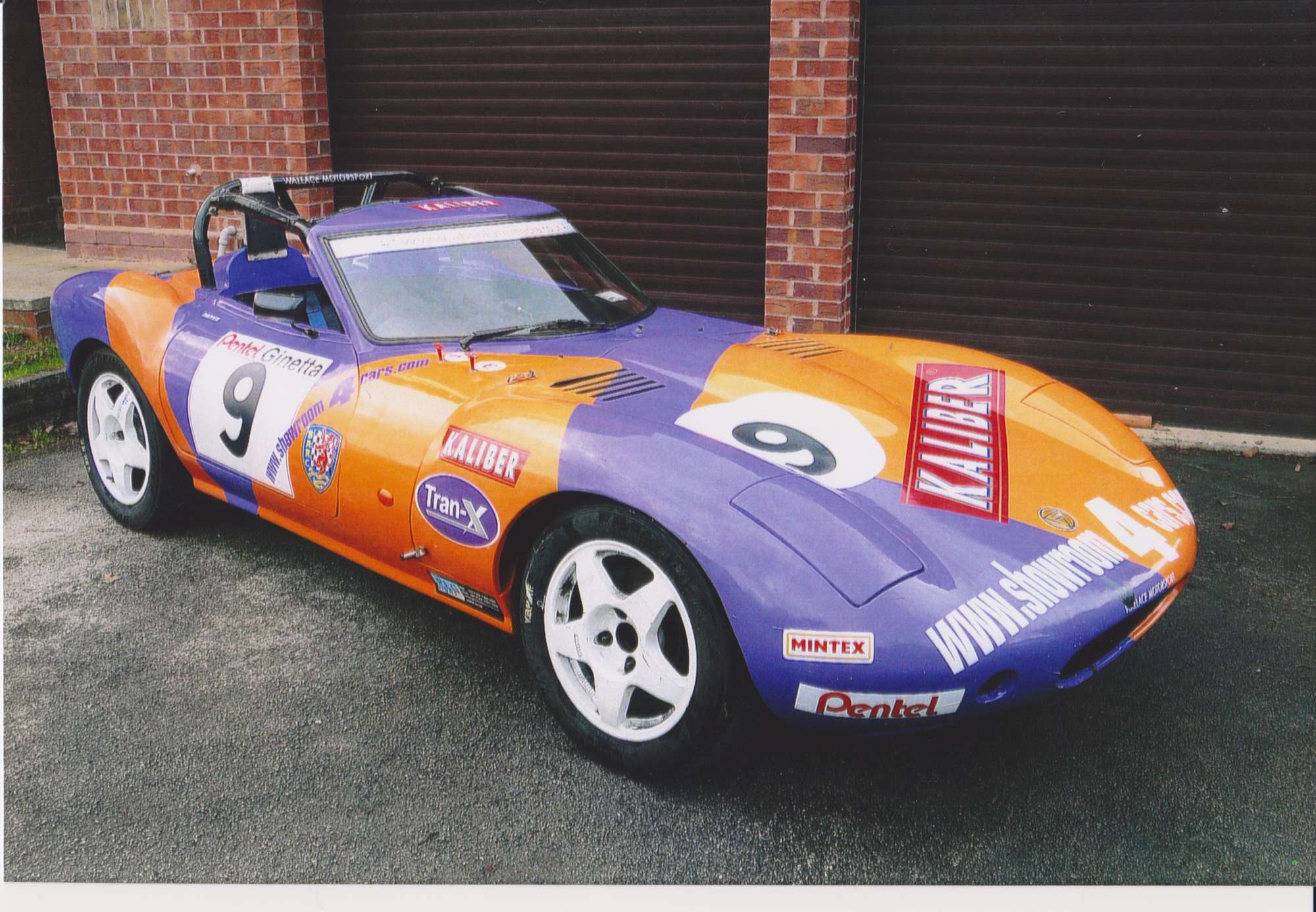 Iconic Auctioneers | 1997 Ginetta G27 Race Car and Trailer-Sold
