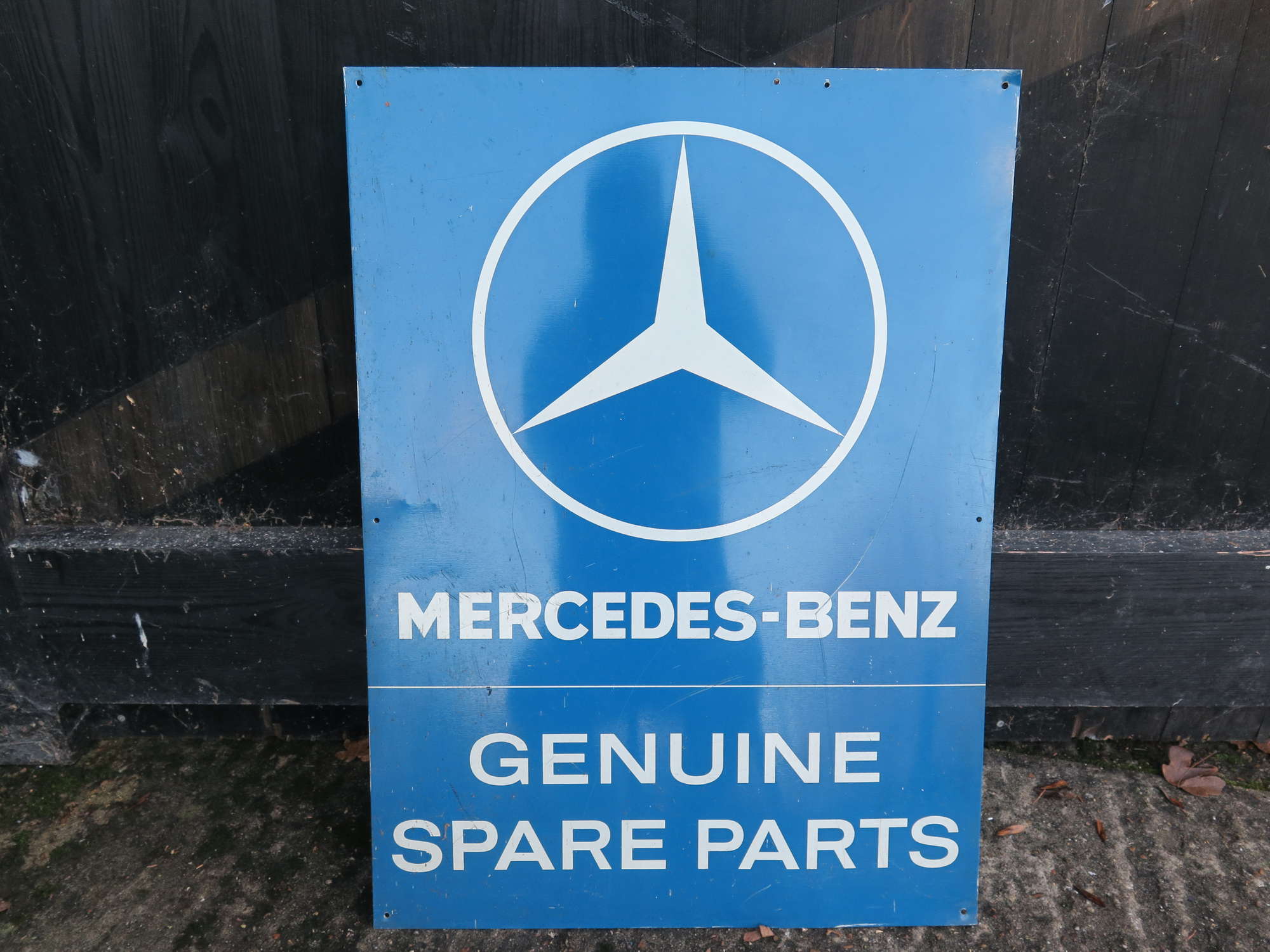 Iconic Auctioneers | Original Mercedes-Benz Spare Parts sign -Auction Lot