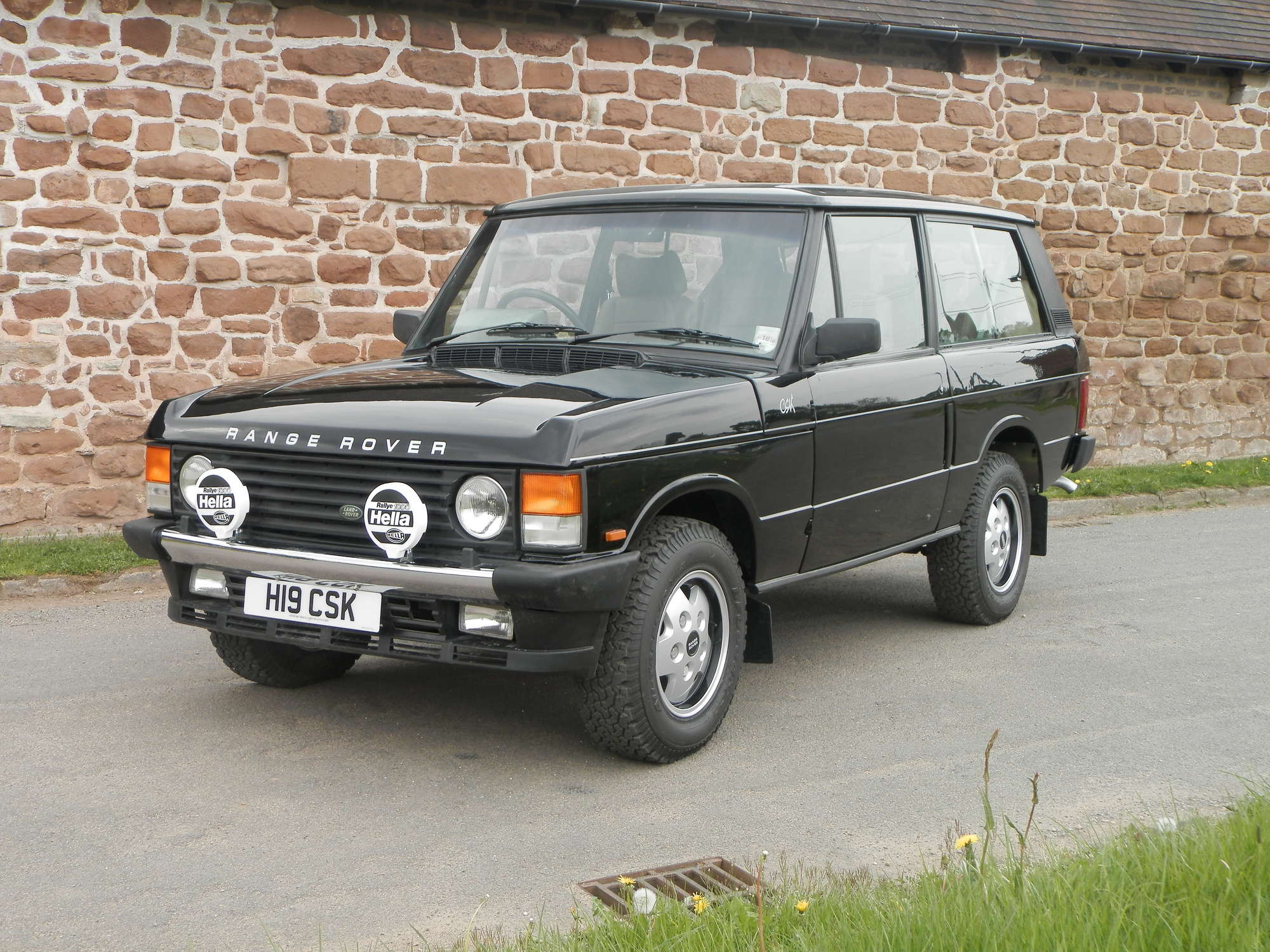 Iconic Auctioneers | 1991 Range Rover CSK -Sold