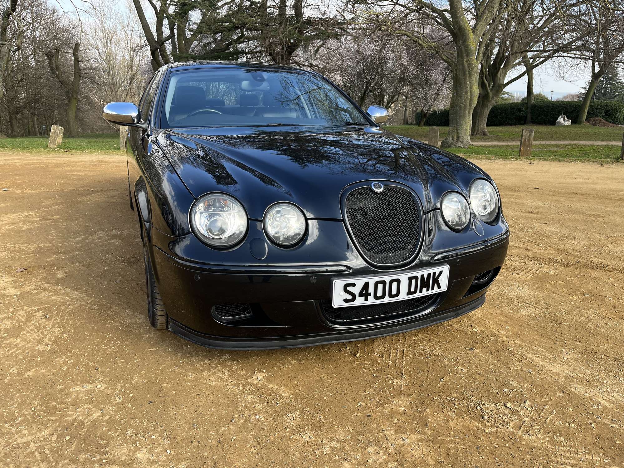 Iconic Auctioneers | 2006 Jaguar S-Type R Saloon-Sold