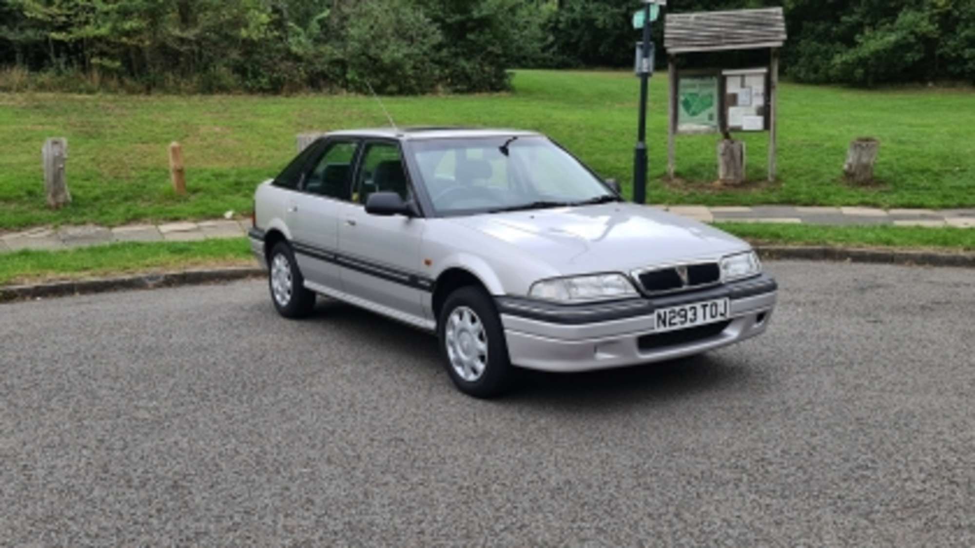 Iconic Auctioneers | 1995 Rover 220 SLi-Sold