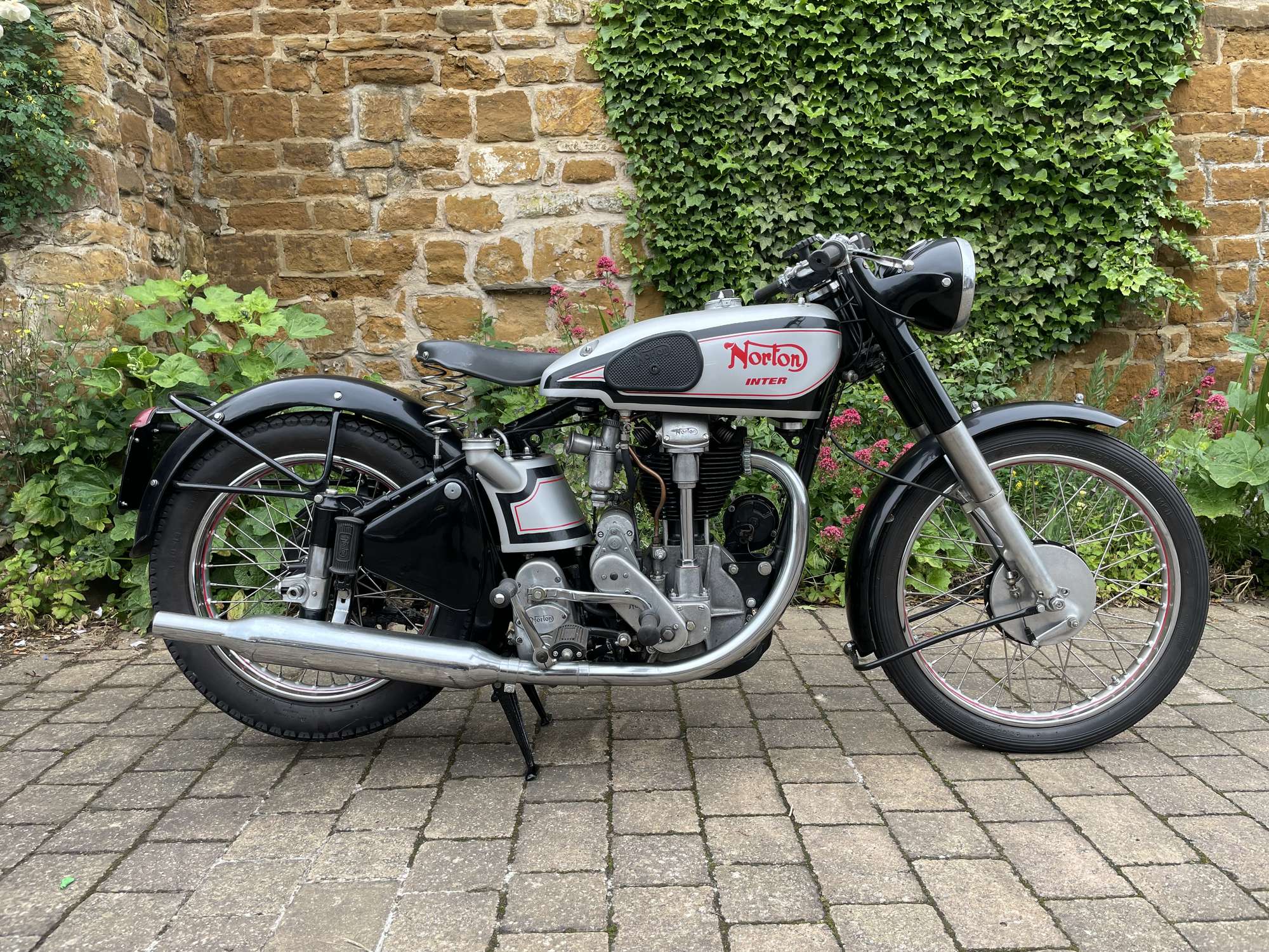 Iconic Auctioneers | 1950 Norton Model 30 International 500-Auction Lot