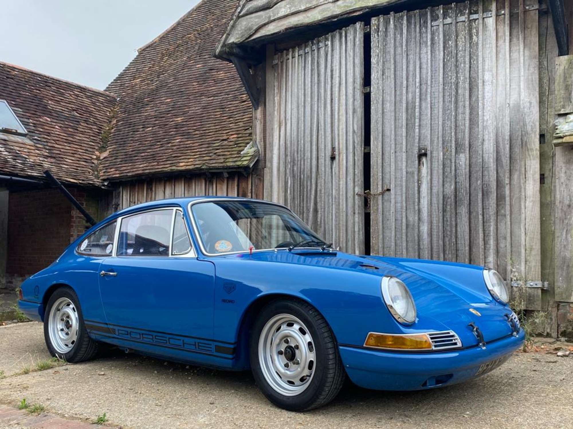 Iconic Auctioneers | 1965 Porsche 912 SWB-Sold