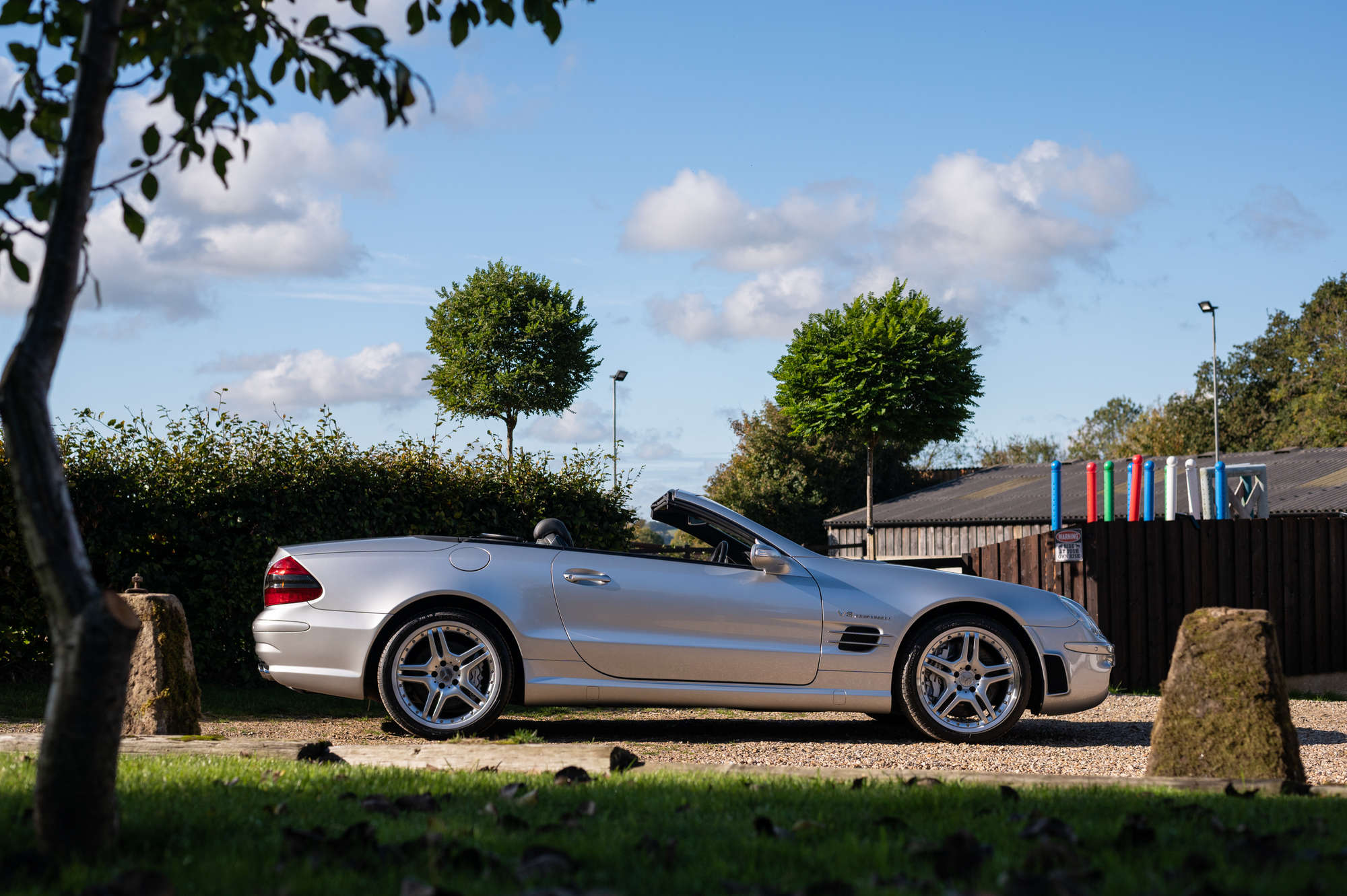 Iconic Auctioneers | 2004 Mercedes-Benz SL55 AMG F1 (R230)-Sold