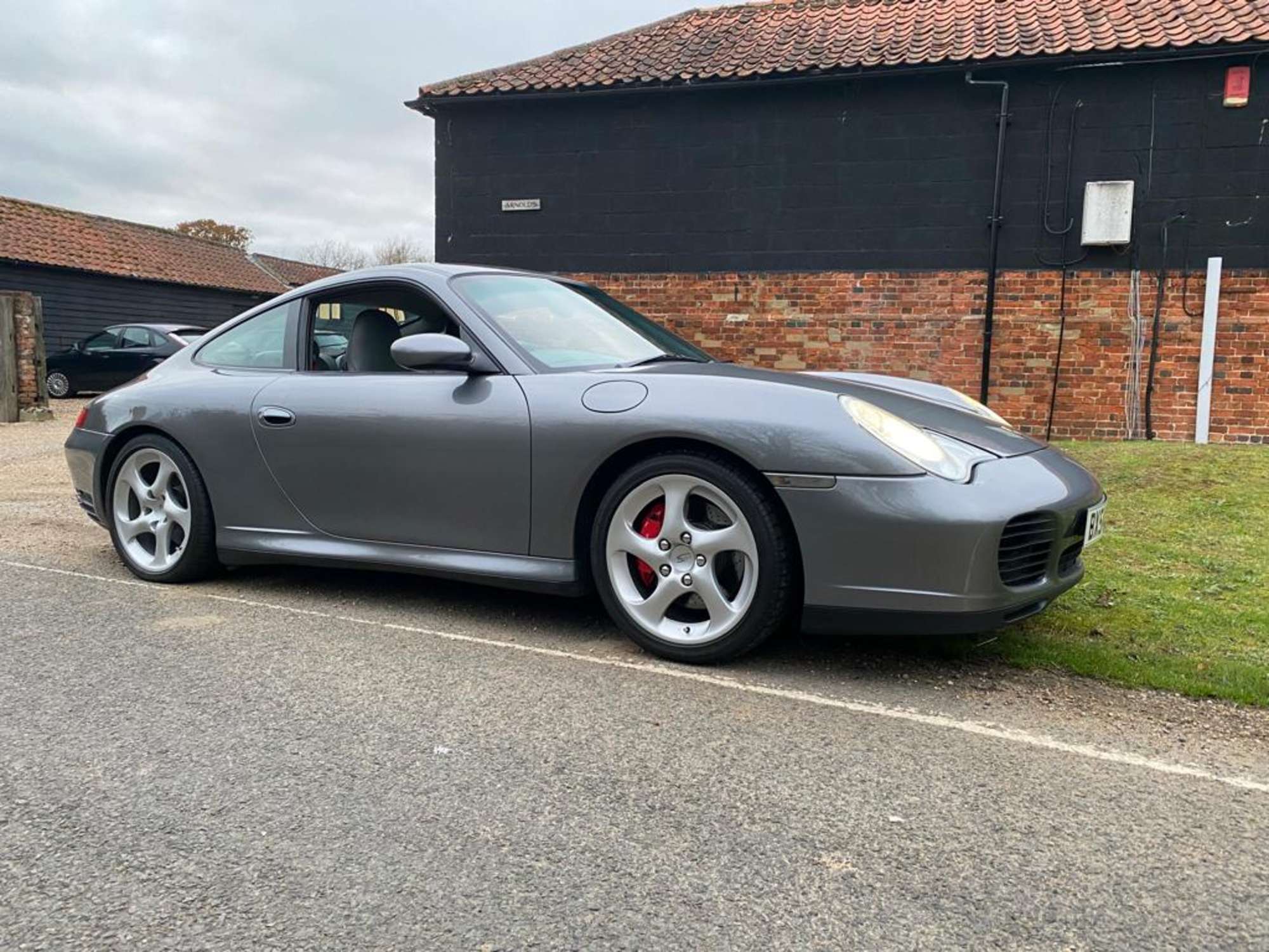 Iconic Auctioneers | 2004 Porsche 911(996) Carrera 4S Tiptronic-Auction Lot