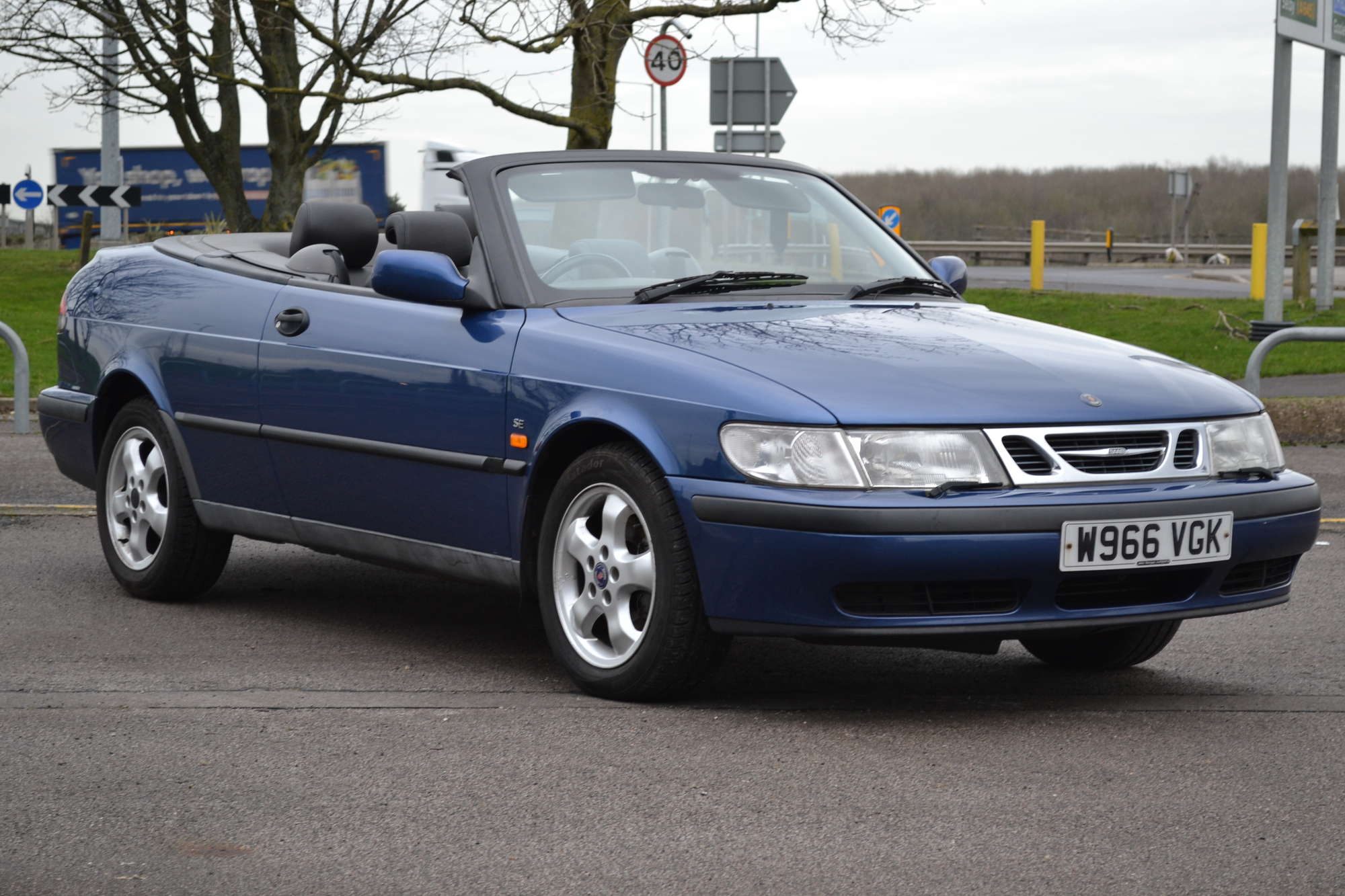 Iconic Auctioneers | 2000 Saab 9-3 SE Turbo Convertible-Sold